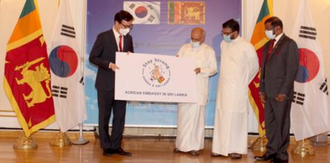 South Korea donates PCR test kits to Sri Lanka | South Asia Monitor